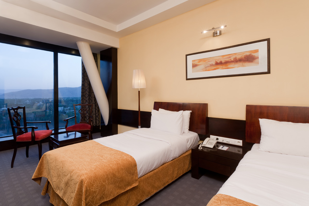 Chamran Hotel, Shiraz http://persiatours.com/service/chamran-hotel-shiraz/